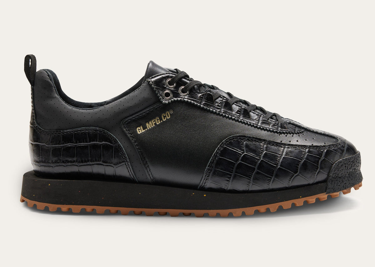 Traditional Classic Golf Shoes | Designed in Sweden